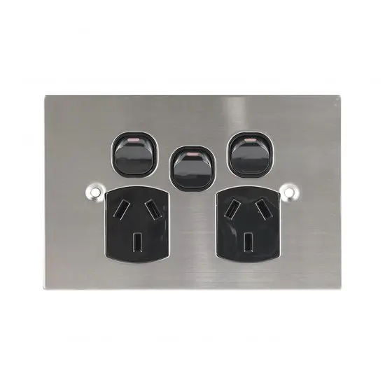 4 Gang Power Point MATTE BLACK 10A 250V AC | GEO Series