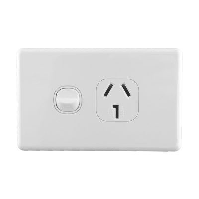25A Single Power Outlet 250V AC | Connected Switchgear