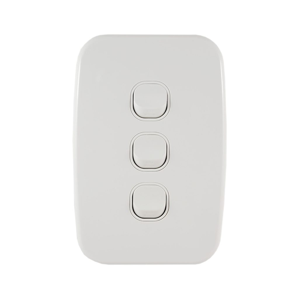 Light Switch 3 Gang Vertical 10A | LUNA Series | CSG Australia
