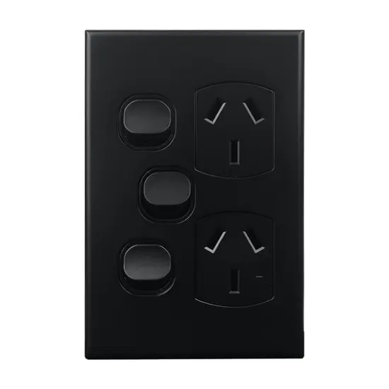 Double GPO with Extra Switch Vertical 10A MATTE BLACK | GEO