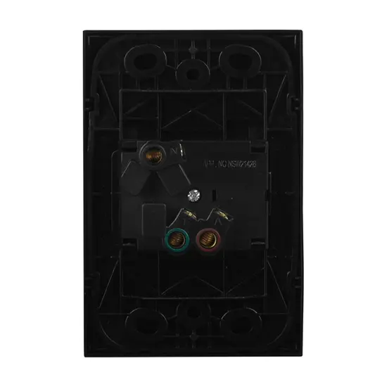 Single GPO Vertical Black 10A 240V AC | GEO Series