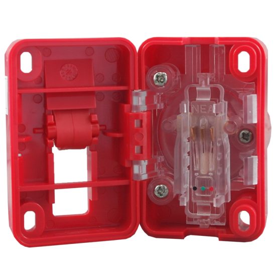 Quick Connect Plug Base RED 10A 250V | Connected Switchgear